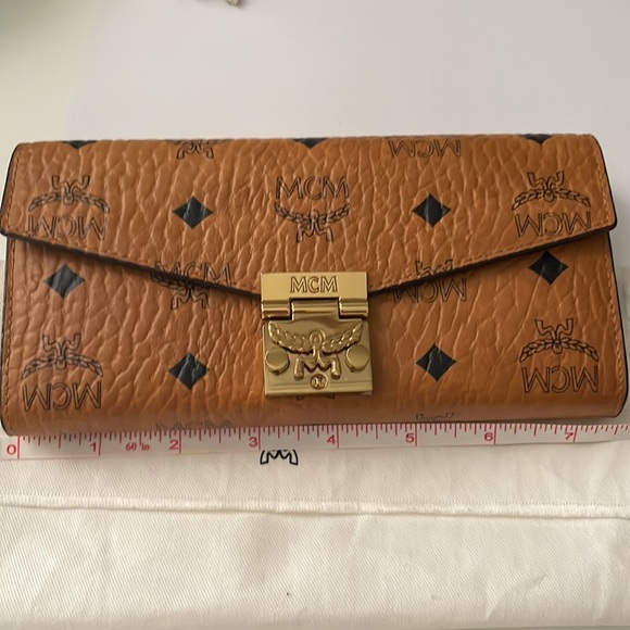 MCM | Bags | Mcm Wallet On Chain | Poshmark